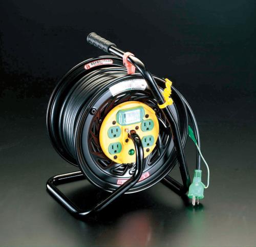 仕様：●メーカー:日動工業●型番:Z-EB34●許容電流:22A(※ケーブルの能力値)●電線仕様:VCT2.0mm2×3心●漏電感度電流:15mA●コンセント数:4個●コンセント定格:2P・15A・125V接地付●コード長:30m●サイズ:...