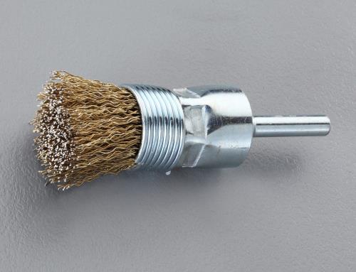 仕様：●材質:鉄、真鍮メッキ●最大回転数:4500rpm●外径:16mm●軸径:6mm●毛丈:30mm●全長:80mm●線径:0.3mm●重量:36g商品画像に関する注意事項：●画像に数字等の情報が入っている場合は、　品番末尾が対象商品の画...