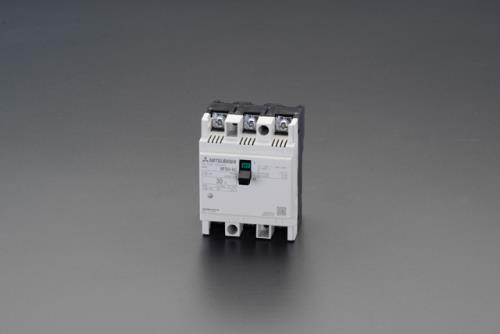 仕様：●メーカー:三菱電機●型番:NF50-KC●3極●定格遮断容量: 5kA(220V AC) 1.5kA(460V AC)●定格絶縁電圧:500V AC●サイズ:75×96×76mm●定格電流:50A商品画像に関する注意事項：●画像に数...