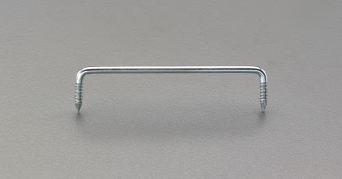 仕様：●材質:鉄(ユニクロメッキ)●呼称:6×90●線径:4.8mm●幅:80mm●脚の長さ:29mm●用途:木材の接合や補強に。●入数:100本●先端に木ねじのような溝加工がされている為、抜けにくい構造です。商品画像に関する注意事項：●画...