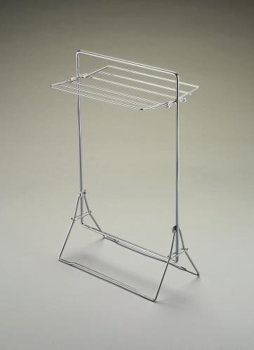 仕様：●メーカー:テラモト●型番:CE-495-010-0●用途:タオル、雑巾を掛ける小物干しに●材質:スチール丸鋼にクロムメッキ仕上げ●サイズ:414×265×662(H)mm●重量:約1.9kg●タオルが6枚掛けられます。●折りたたみ式...