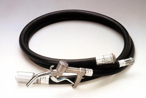 仕様：●適合本体:EA991CR-31●吸入口径:25mm×長さ2m●吐出口径:20mm×長さ2m●ガソリン不可●ノズル・ストレーナー(60メッシュ)●ネジ止め継手2ヶ●EA991CR-31用ホースセットです商品画像に関する注意事項：●画像...