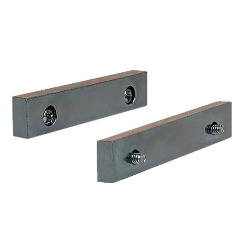 仕様：●EA525ML-3・-4、EA525ML・MP、EA525MM-100、-200、EA525ML-100、-102、-105用●サイズ:63.5×12.7×6.35(H)mm●重量:80g(2個)●材質:スチール●対象物をしっかり保...