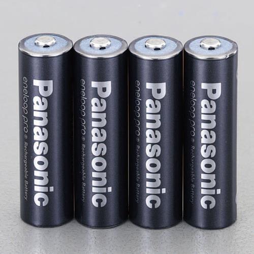 仕様：●メーカー:パナソニック(Panasonic)●型番:BK-3HCD/4H●入数:4本●容量:min.2,500mAh●サイズ:φ14.5×50.5mm●重量:約30g(1本あたり)●繰り返し使用回数:約150回●電圧:1.2V●使用...