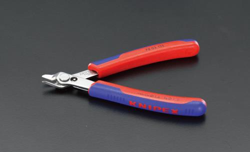 仕様：●メーカー:KNIPEX(クニペックス)●型番:7803125●ハンドル:コンフォート●全長:125mm●切断能力:軟線:φ0.2~1.6mm、中硬線:φ1.0mm●刃硬度:HRC53●材質:ステンレス●重量:50g●直刃商品画像に関...