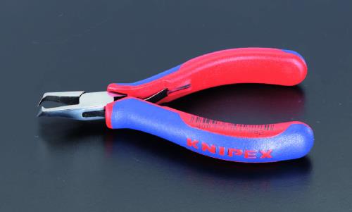 仕様：●メーカー:KNIPEX(クニペックス)●型番:6472120●全長:120mm●ハンドル:コンフォート●仕上げ:高級磨き●刃硬度:HRC56●切断能力:軟線:φ1.5mm●材質:工具鋼(油焼入れ)●重量(g):70●アングル●斜刃●...