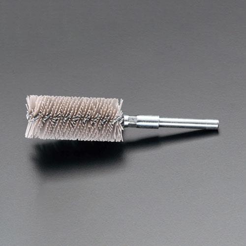 仕様：●ブラシ径:20mm●ブラシ長:55mm●全長:110mm●軸径:6mm●粒度:#320●材質:毛:砥粒入りナイロン軸:スチール●最大回転数:1,000rpm●右回転専用●毛材を芯線で捻じることにより、線材を固定しています。●他のブラ...