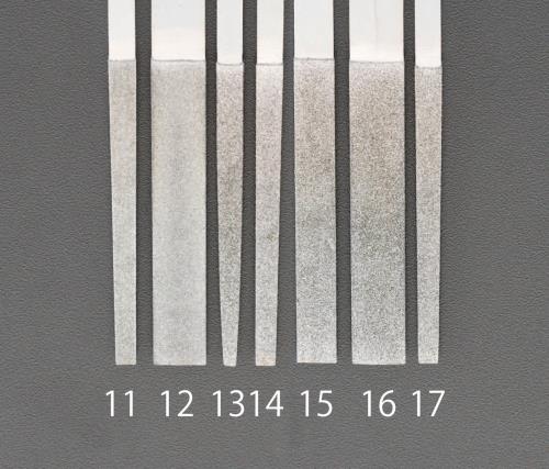 仕様：●全長:170mm●コーティング長:50mm●粒度:#200●形状:テーパー平(2.25×0.65mm)●シャンク部:角柄●デビアスダイヤ使用(電着)●ねじ溝やスロット部に最適●アルミ、プラスチックに最適商品画像に関する注意事項：●画...