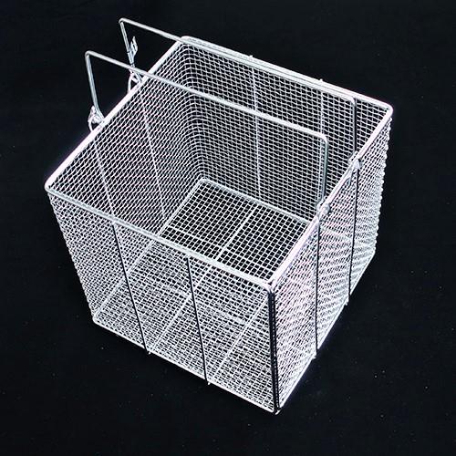 仕様：●サイズ(mm):250×250×250(H)●重量:985g●目開:5mm●メッシュ:4●線径:0.8mm●材質:ステンレス(18-8)●ハンドルは折りたたみ式商品画像に関する注意事項：●画像に数字等の情報が入っている場合は、　品番...