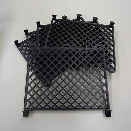 仕様：●名称:替ネット(5枚)●サイズ:200(W)×180(D)×7(H)mm●材質:プラスチック●入数:5枚●ネットを使うことで、刷毛についた余分な塗料を落とすことができます。商品画像に関する注意事項：●画像に数字等の情報が入っている場...