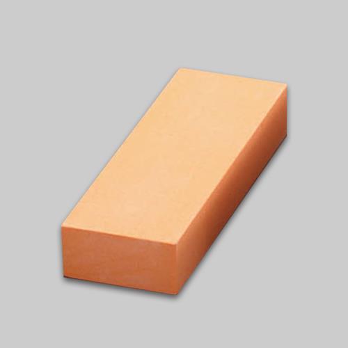 仕様：●用途:機械周りの研磨に●粗さ:細目●粒度:#600●サイズ:150×50×25mm●重量:約500g●油に充分浸して使用してください。●大型の砥石で長く使えます。商品画像に関する注意事項：●画像に数字等の情報が入っている場合は、　品...