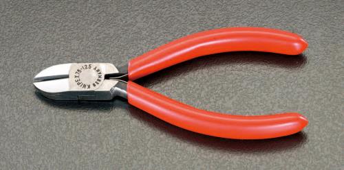 仕様：●メーカー:KNIPEX(クニペックス)●型番:7601125●全長:125mm●切断能力:軟線:φ0.4~2.5mm、中硬線:φ1.8mm、硬線:φ1.0mm、ピアノ線:φ0.6mm●刃硬度:HRC63●ハンドル:プラスチックコーテ...