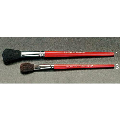 仕様：●サイズ(幅):12.7mm●毛丈:28.5mm●全長:200mm●ブラシ材質:山羊毛(ソフト)●丸ブラシ●木柄●柔らかい山羊毛を使用しているため、ガラスレンズのクリーニングやその他の静電気に敏感な用途に最適です。●液体で湿らせた状態...