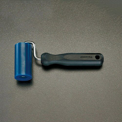 仕様：●メーカー:土牛産業(DOGYU)●型番:01823●全長:185mm●ローラーサイズ:φ35×70mm●ウレタンの番手(硬さ):#60●重量:160g●材質:ローラー:ソフトウレタンシャフト:ステンレスハンドル:ポリプロピレン●クッ...