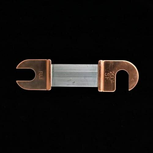 仕様：●メーカー:冨士端子工業●型番:CUF 200A/75mm●定格電圧:250V●定格電流:200A●取付ピッチ:75mm●溶断特性:B種●入数:2本●板状可溶体(鉛合金)●低圧電路の過電流保護用●電気用品安全法およびJIS C 835...