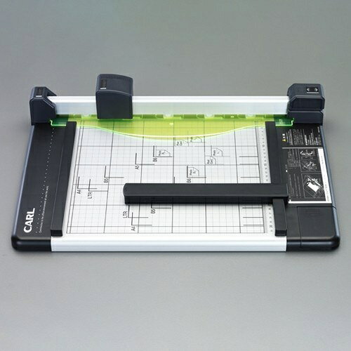 仕様：●メーカー:カール事務器(CARL)●型番:DC-210N●裁断幅(mm):310(A4)●台サイズ(W×D)mm:360×490●裁断枚数:丸刃:40枚(約3.6mm厚)2往復で40枚裁断(目安)ミシン刃:3枚(約0.27mm厚)●...