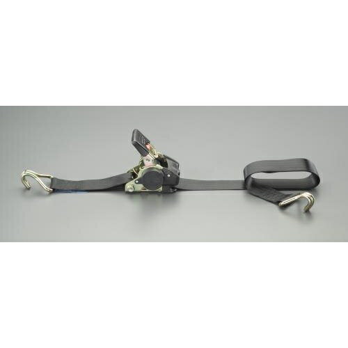 仕様：●ベルト材質:ポリエステル●使用荷重:300kg●ベルト長:固定側:110mm、調整側:3m●ベルト(幅×厚み):25×0.8mm●フック内径:19mm●バックル内にベルトが収納されているので、荷締め後のベルト余りがありません。●スチ...