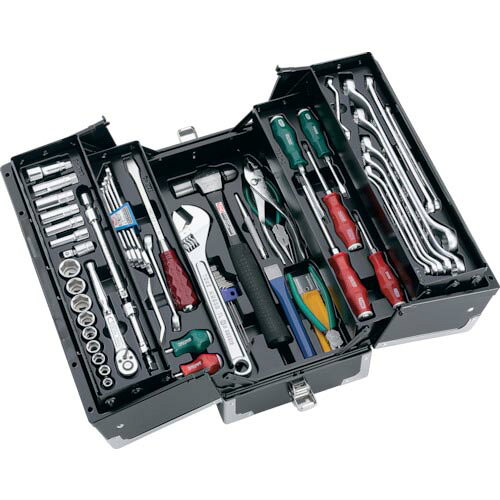 特長：自動車整備向けに、欠かせない工具を厳選した工具セットです。用途：オートメカニック用。主に自動車の組み立て・整備に。他にもあらゆる分野で活躍しています。自動車整備用。仕様：ケース色：マットブラックケース寸法(mm)間口：433ケース寸法...