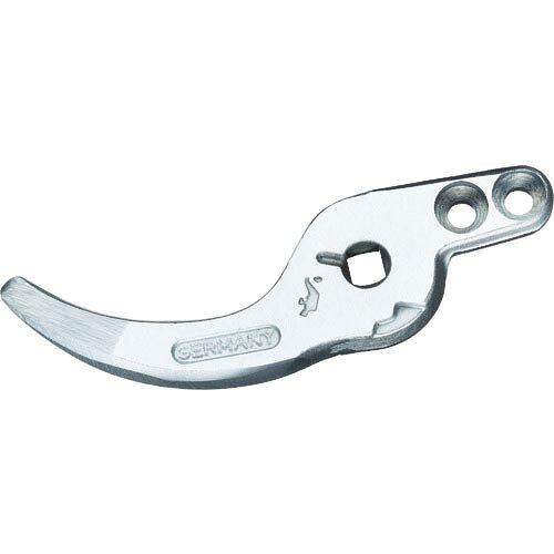 特長：剪定鋏1104の下部替刃です。使用されているドイツ鋼は「粘り」と同時に「硬さ」も同時に兼ね備えており、工具には最適な材質です。仕様：刃長(mm)：40全長(mm)：95タイプ：下部材質／仕上：高炭素刃物鍛造鋼（クロムコーティング）　●...