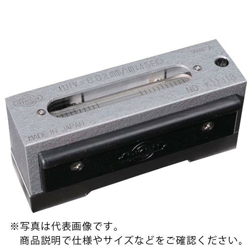 特長：角形・水平出しおよび直角の測定用です。用途：工作機械等の設置、検査用。仕様：長さ(mm)：100幅(mm)：30厚さ(mm)：50感度(mm)：0.05精度：JIS　B　7510　A級に準じる気泡管に気泡室を設置材質／仕上：ベース：S...