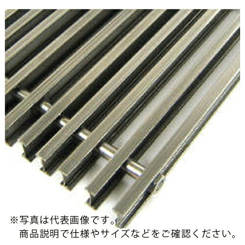 特長：オールステンレスならではの光沢感重量感をもった金属マットです。用途：玄関風除室仕様：高さ(mm)：15価格は最大サイズ平米計算ピッチ(mm)：7高さ(mm)：15注意：間口x奥行（mm）注文時明記お願いします。最大製作可能寸法：間口2...