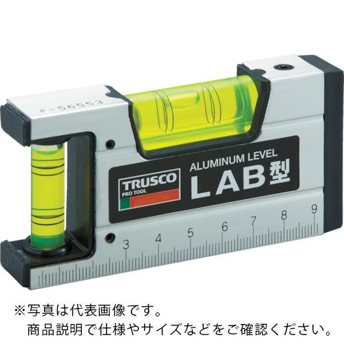 特長：レンズ効果で大きく見えるカマボコ型気泡管です。（水平）箱型フレーム・スケール目盛付です。蓄光シート、精度保持耐ショックカバー付です。4本目盛入です。垂直気泡管付です。調整方法:水平・垂直精度はそれぞれトルクスドライバーT10番で調節し...