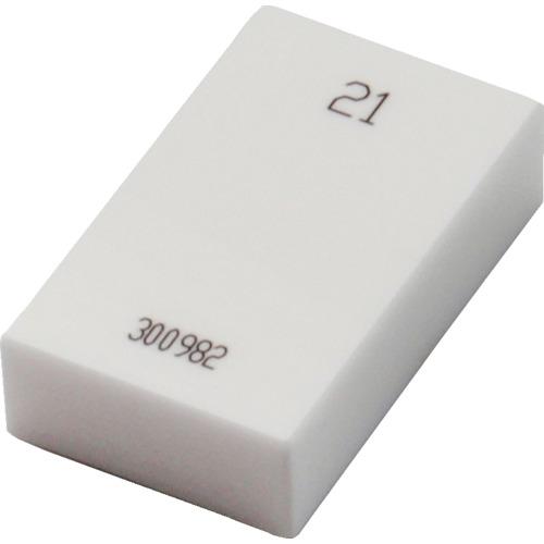 特長：精度保証のため、検査時の数値を記した検査表付です。セラミック製の為、錆びないので素手で取り扱え、多湿の場所でも使用後の防錆処理が不要です。測定面に傷が入った場合でもカエリが出にくいです。鋼に比べ耐摩耗性が高く、長寿命です。経年変化がな...