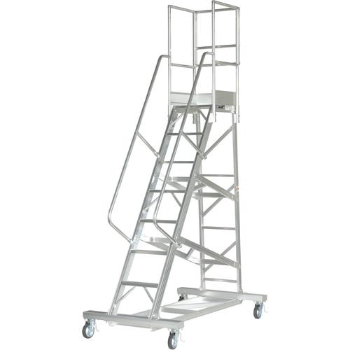 特長：高さ3.5mまでラインナップした大型移動式作業台です。用途：工場・倉庫内作業に。仕様：最大使用質量(kg)：120天板高さ(m)：2.36天板寸法(mm)：正面幅500×奥行520設置寸法(mm)：幅1110×奥行1920段数(段)：...