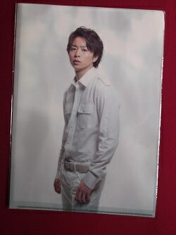 商品情報サイズ/寸法A4サイズです注意モニター発色の具合により色合いが異なる場合がございます。未開封新品 嵐 櫻井翔 クリアファイル ARASHI 10-11 TOUR ”Scene”〜君と僕の見ている風景〜 グッズ 送料込み！ 外側ビニー...