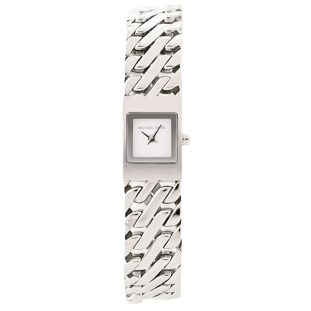 特徴 駆動方式 クオーツ 機能 3針 防水 5気圧防水 サイズ 本体サイズ 縦×横×厚：約20.5×14.1×7.7mm 重さ 約50g バンドサイズ 最小〜最大：約12〜17cm 素材 風防素材 ミネラルガラス ケース素材 ステンレス ケ...