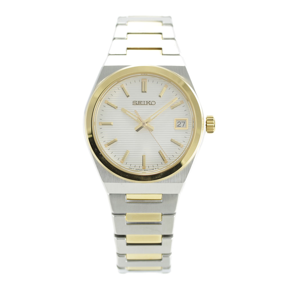 特徴 ムーブメント クオーツ 防水 10気圧防水 サイズ 本体サイズ 縦×横×厚：約41.5×34×8.2mm 重さ 約95g バンドサイズ 最小〜最大：約13〜17cm 素材 ケース素材 ステンレス ケースカラー シルバー/ゴールド 文字...