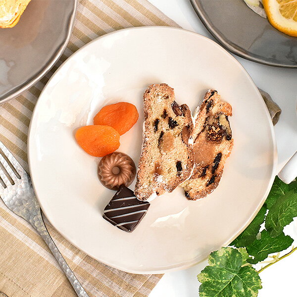 ●型番：g-1930-09 ●サイズ（約）：直径17.6×高さ2.1cm ●重量（約）：300g ●日本製 美濃焼 ●材質：陶磁器 ●レンジ可能　食洗機可能　オーブン不可 ※サイズは食器の厚みを含むサイズです。 ※サイズ・重量・容量・色味は...