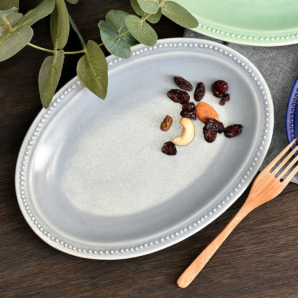 ●型番：g-1932-09 ●サイズ（約）：長辺21.5×短辺15.5×高さ2.2cm ●重量（約）：350g ●日本製 美濃焼 ●材質：陶磁器 ●レンジ可能　食洗機可能　オーブン不可 ※サイズは食器の厚みを含むサイズです。 ※サイズ・重量...