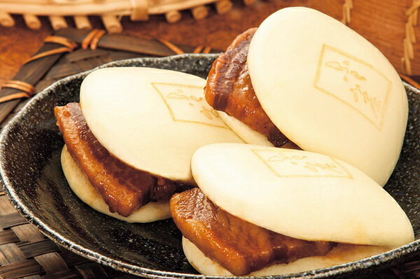 ●角煮卓袱まんじゅう70g×8■豚ばら肉を当店自慢のたれで煮込んで柔らかい角煮に。その角煮をふんわりしっとり生地に挟んだ角煮卓袱まんじゅうは長崎ならではの逸品です。■沖縄・離島へのお届けはお受けできません。／冷凍配送／※写真はイメージです。...