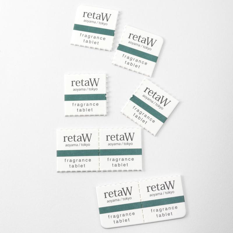 【retaW】 フレグランス タブレット（紙香） NATURAL MYSTIC*真空パック仕様 5cm×10cmパチュリとバニラのブレンドによる、個性的でスパイシーな大人の香り。厚い紙状のシートに、retaWの芳香が閉じ込められています。バ...