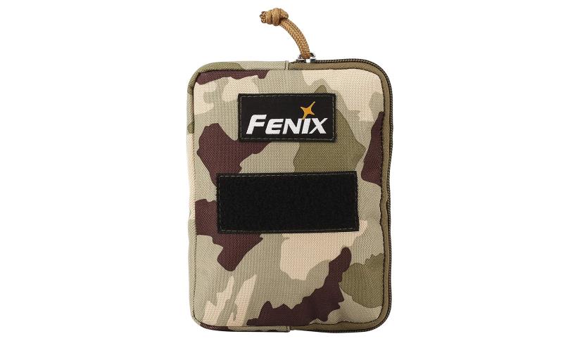Fenix APB-30 ストレージバッグ ヘッドライト用Fenix APB-30 ストレージバッグは、ギアをしっかり保護したい方に最適な収納バッグです。Fenixの各種ヘッドランプを収納できる設計で、メイン収納スペースに加え、4つの仕切り...