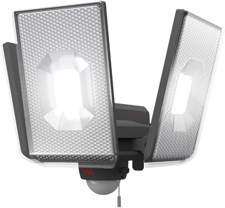 送料無料 ムサシ LEDセンサ-ライト LED-AC3050 12.5W×3灯 屋内 屋外 コンセント式 スライド式で自由な配光 多機能で明るい ライト部がスライド式で照射方向が自由に調節できます。人が近づくと自動点灯し設定時間で自動消灯ひ...
