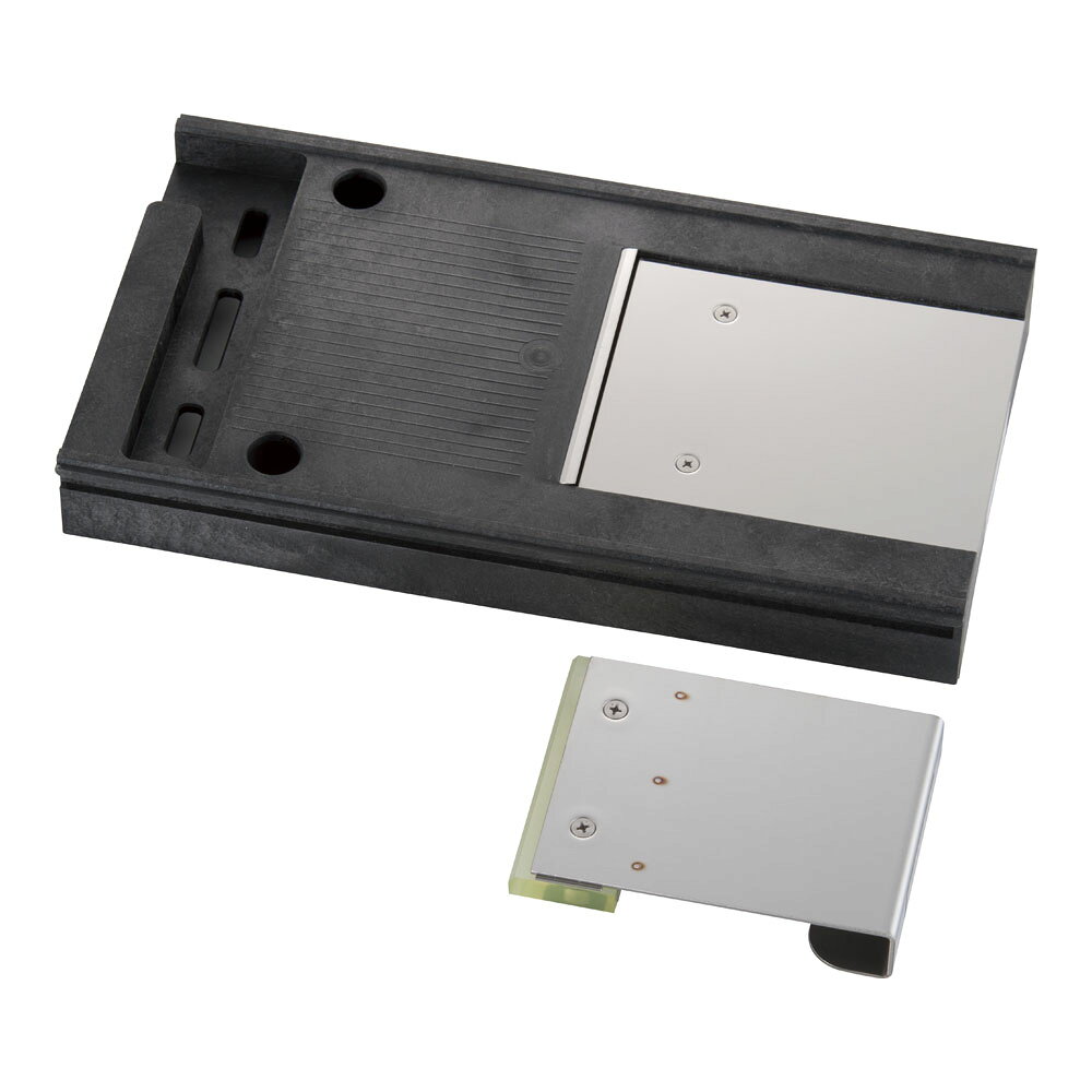 ＜特長＞●電源:単相100V50/60Hz●消費電力:165/200W●定格時間:30分処理能力:10分間13kg投入口:100×100×H120標準仕様:千切盤3×3mm●オプションの刃物盤を差し替えるだけで、ツマ切り、薄切り、厚切り、千...