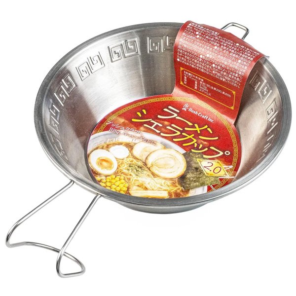 ※北海道・沖縄へは発送できません、ご注文はキャンセルになります。 ラーメンどんぶりでお馴染みの「雷紋」をあしらったラーメンサイズの大容量シェラカップです。サイズ：約直径約190×全長290×高さ55mm重量：約215g容量：約900ml材質...