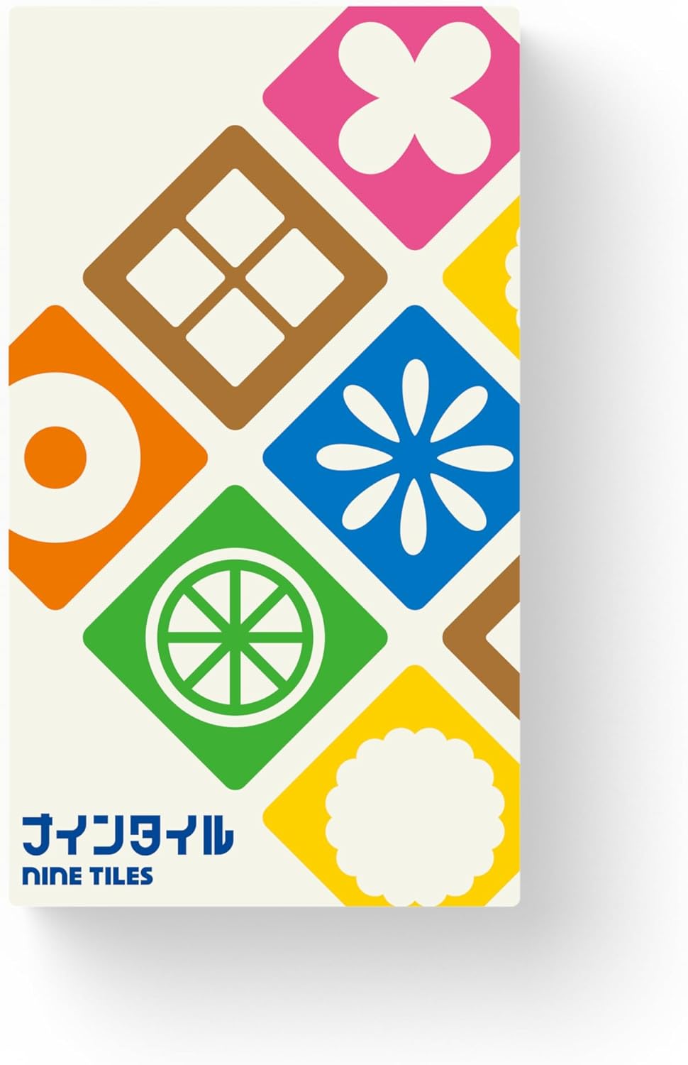 Amazon倉庫から発送。宅急便で発送。インボイス不可。商品の初期不良を含め、お問い合わせはメーカーにお願い致します。。。。。 それぞれの手元にある、9枚のタイルを自由に動かしたりひっくり返したりして、誰よりも早くお題どおりに並べるだけ。ル...