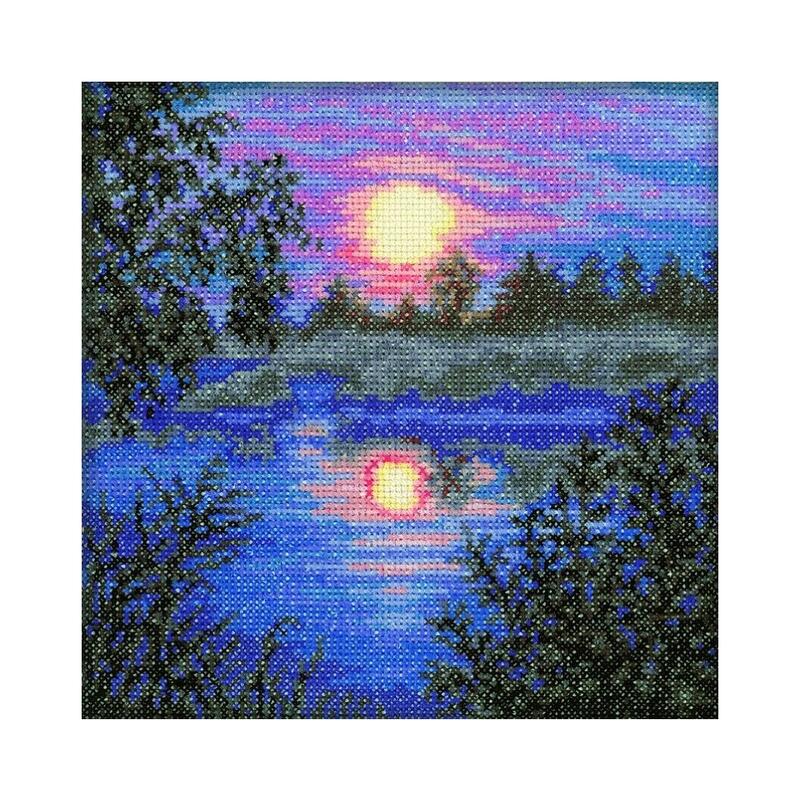 【はじめにご覧ください】→輸入(取り寄せ)刺繍キットの納期について○刺繍面サイズ：15×15cm (余白を含む)○キット内容：刺繍糸、(DMC製、綿100％)、アイーダ刺繍布(綿100％、生成)、針、図案、簡単な日本語説明。○刺繍布目数：1...