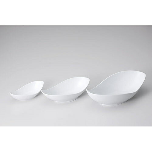 サイズ【8インチ】約20.6×9.8×H6.5cm 【11インチ】約27.8×13.5×H8.7cm 【15インチ】約37×18.7×H11.2cm注意事項■閲覧時のモニター環境によりましては実際の商品と若干違うお色味に映ることもございます...