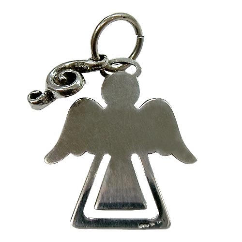 サイズ 約3.9cm（バチカン含む） 素材 シルバー800 メーカー I GEMELLI（イタリア） 宝飾加工や銀細工の歴史で名高いイタリアのアレッツォで生まれたペンダントトップです。素材はドイツやイタリアで主流とされている少し固めなシルバ...