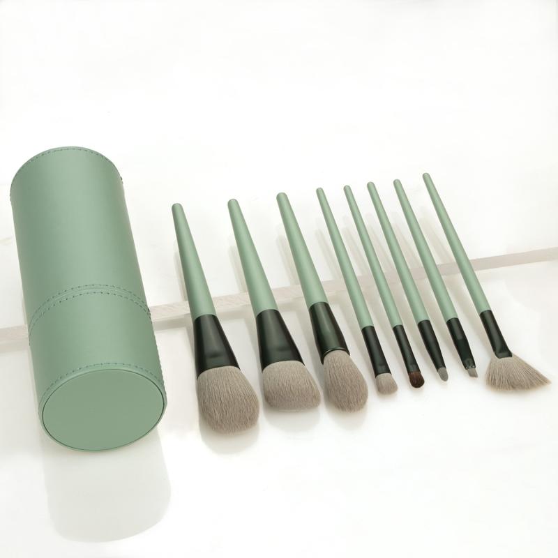 メイクブラシ 8本セット 動物毛 馬毛 アイシャドウブラシ メイクアップブラシセット 収納ケース付き 初心者向け・カテゴリ: 化粧ブラシセット・ブラシ本数: 8本・ブラシ素材: 小馬毛・ブラシ収納: OPP袋・柄の素材: 木・柄の長さ: 長...