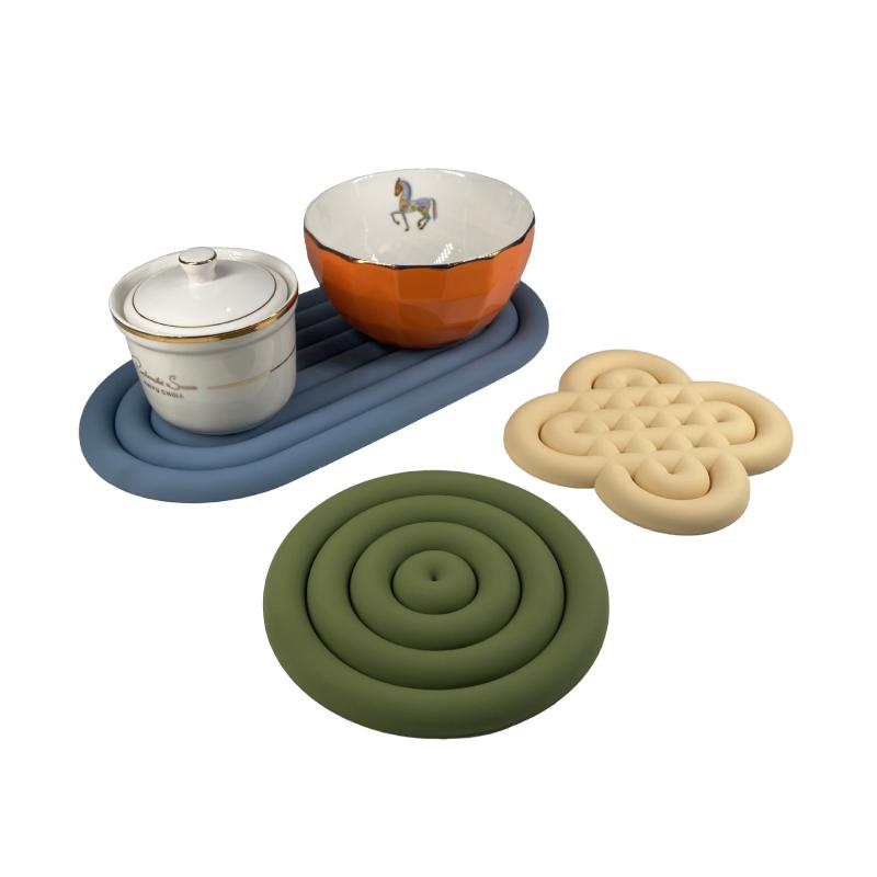 鍋敷き シリコン 鍋つかみ 耐熱 断熱マット コースター シンプル 無地 深青 灰青 茶 橄欖緑 深灰 米黄