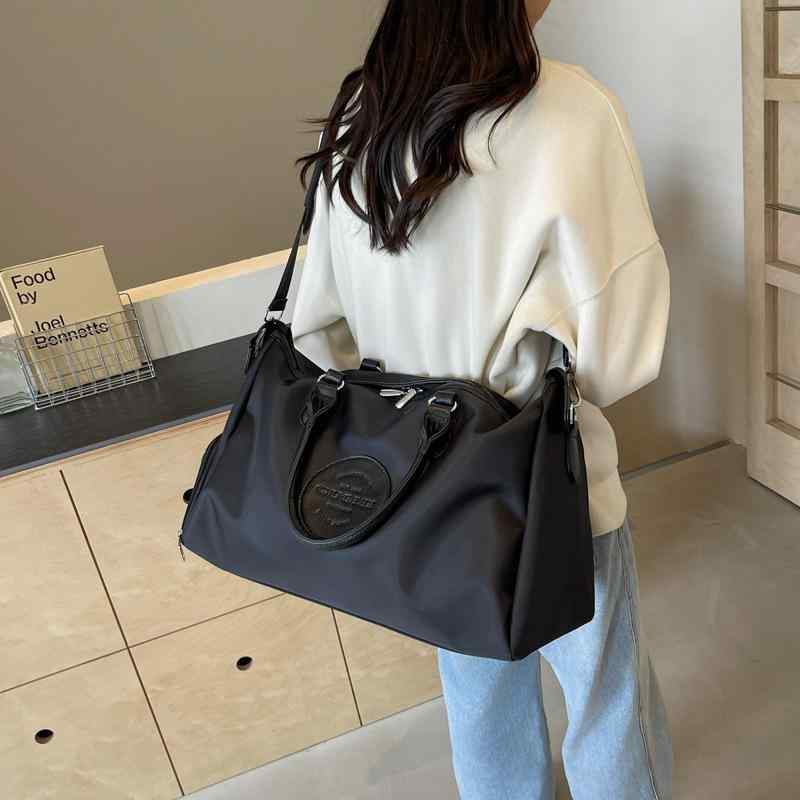 リュック 大容量 旅行 スポーツジム バッグ 男女兼用 撥水 丈夫 オックスフォード生地 無地 ブラック ピンク グレー