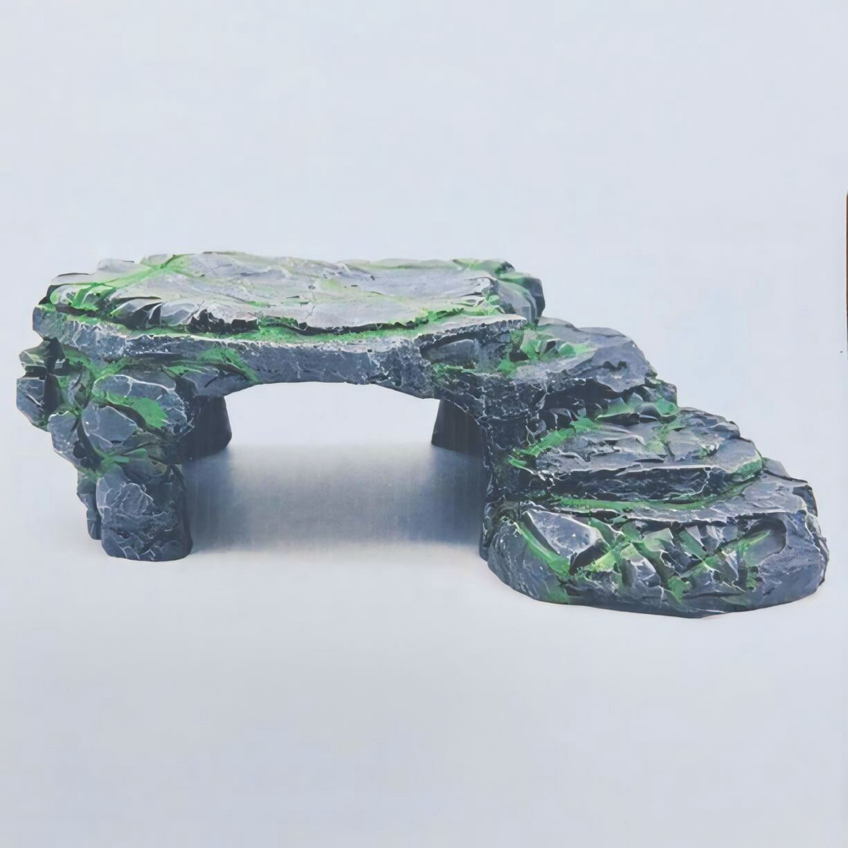 爬虫類 シェルター 隠れ家 サイズ：25x15x8.5cm 素材：陶器 岩のようなデザインが特徴のシェルター 重さがあるのでひっくりかえりにくく水洗いもできてお手入れがしやすい。自然なデザインでレイアウトのアクセントになりおしゃれ爬虫類・両...