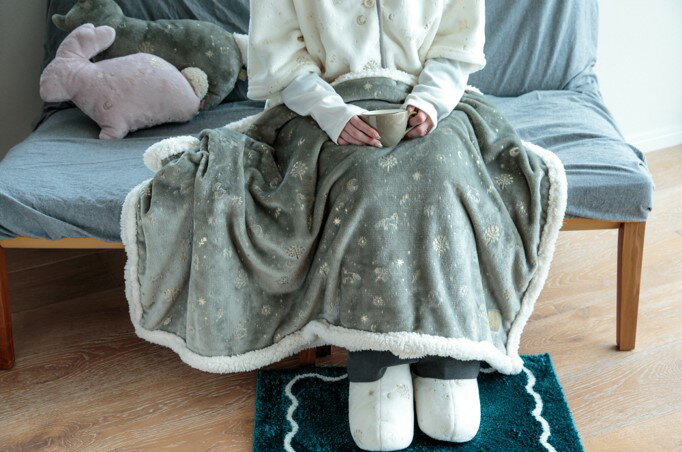 他の人と被らないこだわりデザイン ふわとろ手触りブランケット 2025年新作 なめらかで心地よい、毎日使いたくなるブランケット パターンは3種類からお選びいただけます オフィスやご自宅でひざ掛け・肩掛け・腰巻きとして。 お子さまの昼寝のおと...