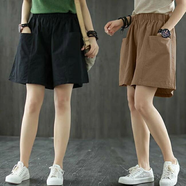 商品詳細 レディース用ショートパンツが新入荷 ショート丈にゆったりとしたサイズで解放感たっぷりの履き心地を 気になる太もも部分もカバーでき、着痩せ効果抜群の夏必須アイテム 実用性とお洒落感兼ね備える大きめポケットデザインも見逃せないポイント...