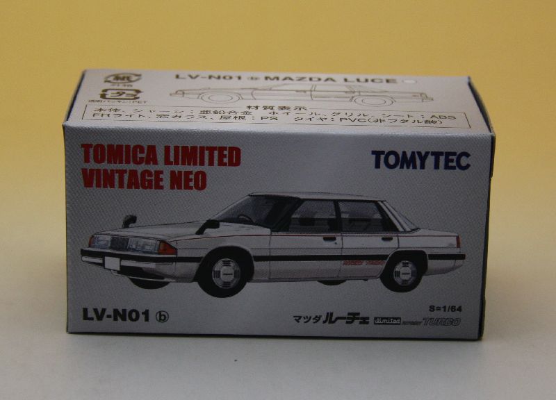 新品未開封品です。 ボックスのまま保管しておりますので 綺麗な状態だと思いますが、 古い商品ですのでパッケージにそれなりの 経年劣化がございます。 気にされる方はご遠慮ください。 塗装に関しましては、ノークレームノーリターンを ご理解いただ...